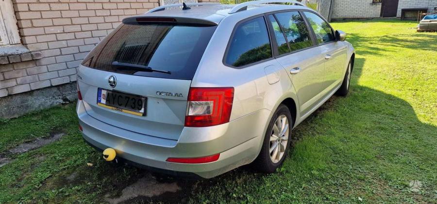 Pelēks Skoda Octavia 2015 Kauņa, ar dzinēja tilpumu 1.60 L un nobraukumu 400 tūkst. km par 3999 €, foto 5 vietnē AUTOMOTO.COM.LV