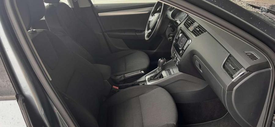 Pelēks Skoda Octavia 2015 Viļņa, ar dzinēja tilpumu 1.40 L un nobraukumu 227 tūkst. km par 5850 €, foto 14 vietnē AUTOMOTO.COM.LV