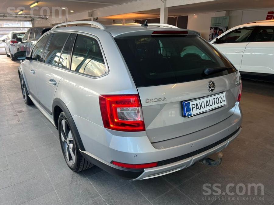 Pelēks Skoda Octavia 2015 Rīga, ar dzinēja tilpumu 2.00 L un nobraukumu 214 tūkst. km par 10999 €, foto 12 vietnē AUTOMOTO.COM.LV