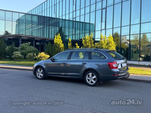 Skoda Octavia 2015 in Tallinn on AUTOMOTO.COM.LV Grey Skoda Octavia 2015 in Tallinn, with an engine capacity of 1.60 L and mileage of 302 thousand km for 5400 €, photo 1 on AUTOMOTO.COM.LV