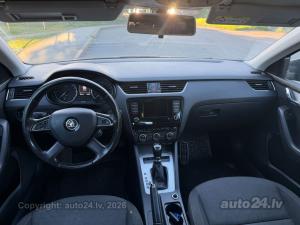 Pelēks Skoda Octavia 2015 Tallina, ar dzinēja tilpumu 1.60 L un nobraukumu 302 tūkst. km par 5400 €, foto 8 vietnē AUTOMOTO.COM.LV