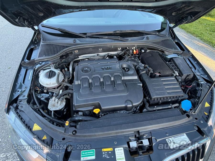 Pelēks Skoda Octavia 2015 Tallina, ar dzinēja tilpumu 1.60 L un nobraukumu 302 tūkst. km par 5400 €, foto 11 vietnē AUTOMOTO.COM.LV
