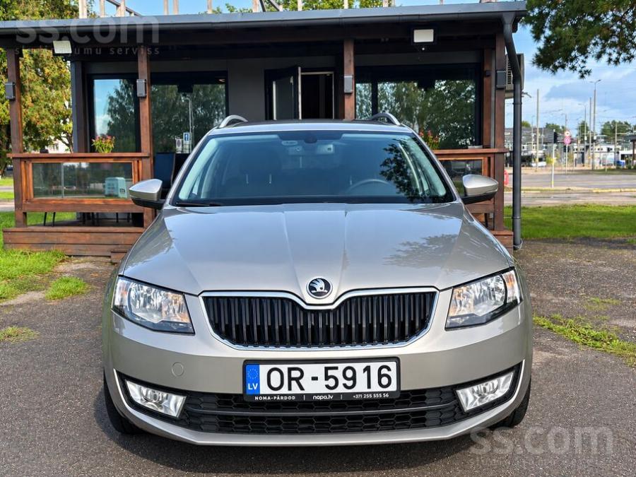 Grey Skoda Octavia 2015 in Riga, with an engine capacity of 1.60 L and mileage of 246 thousand km for 3990 €, photo 3 on AUTOMOTO.COM.LV