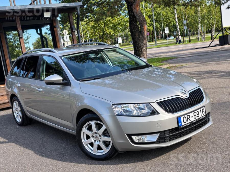 Grey Skoda Octavia 2015 in Riga, with an engine capacity of 1.60 L and mileage of 246 thousand km for 3990 €, photo 4 on AUTOMOTO.COM.LV