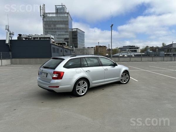 Grey Skoda Octavia 2016 in Riga, with an engine capacity of 2.00 L and mileage of 220 thousand km for 13400 €, photo 5 on AUTOMOTO.COM.LV