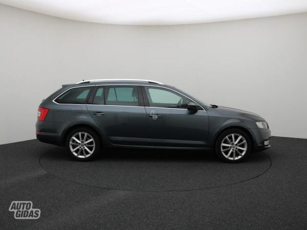 Grey Skoda Octavia 2016 in Vilnius, with an engine capacity of 1.60 L and mileage of 198 thousand km for 8699 €, photo 9 on AUTOMOTO.COM.LV