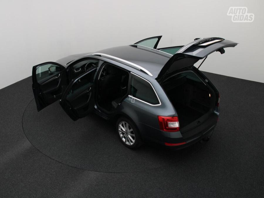 Pelēks Skoda Octavia 2016 Viļņa, ar dzinēja tilpumu 1.60 L un nobraukumu 198 tūkst. km par 8699 €, foto 13 vietnē AUTOMOTO.COM.LV