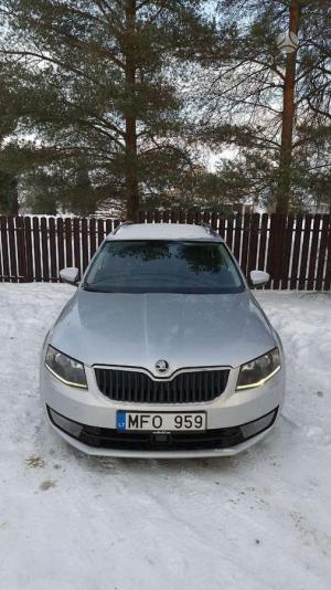 Pelēks Skoda Octavia 2016 Panevēža, ar dzinēja tilpumu 1.97 L un nobraukumu 341 tūkst. km par 5999 €, foto  vietnē AUTOMOTO.COM.LV