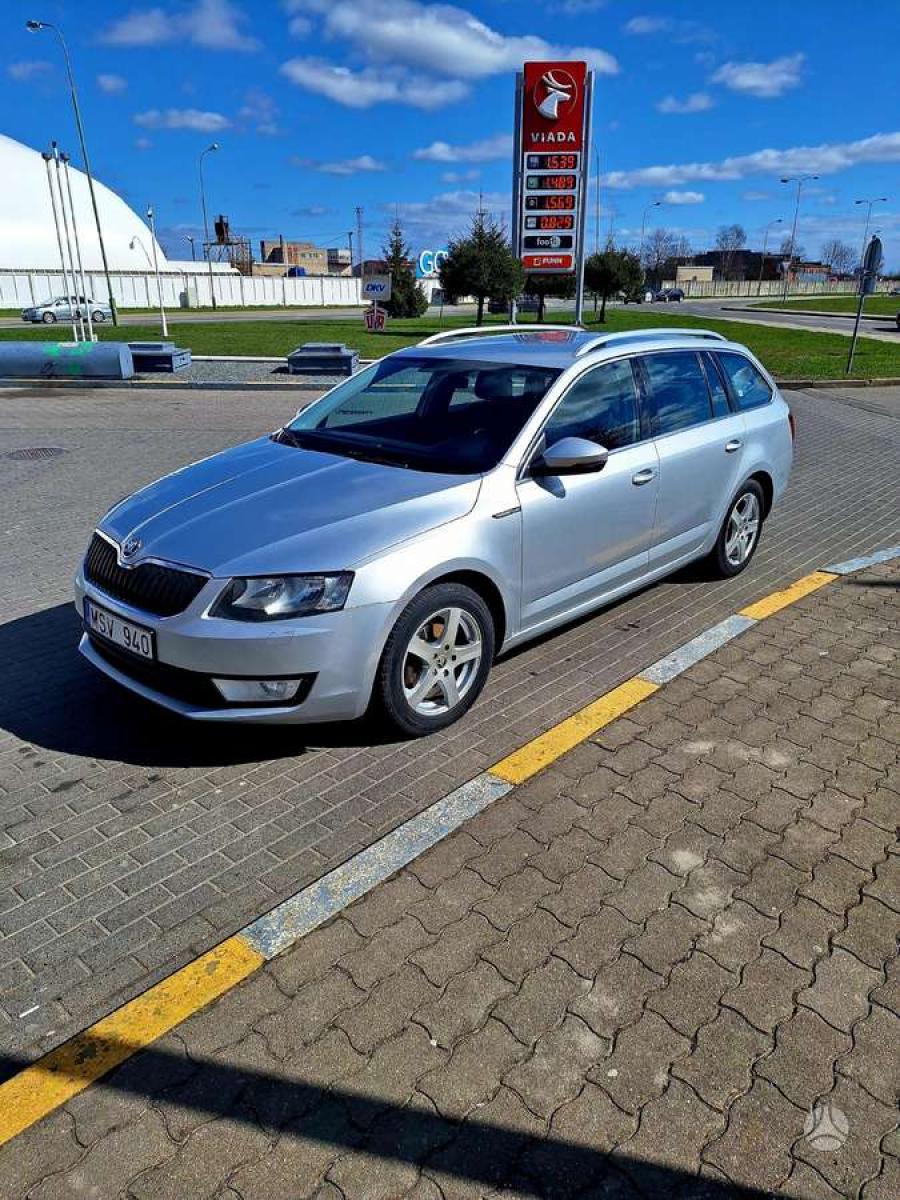 Grey Skoda Octavia 2016 in Klaipeda, with an engine capacity of 1.60 L and mileage of 243 thousand km for 6900 €, photo 1 on AUTOMOTO.COM.LV