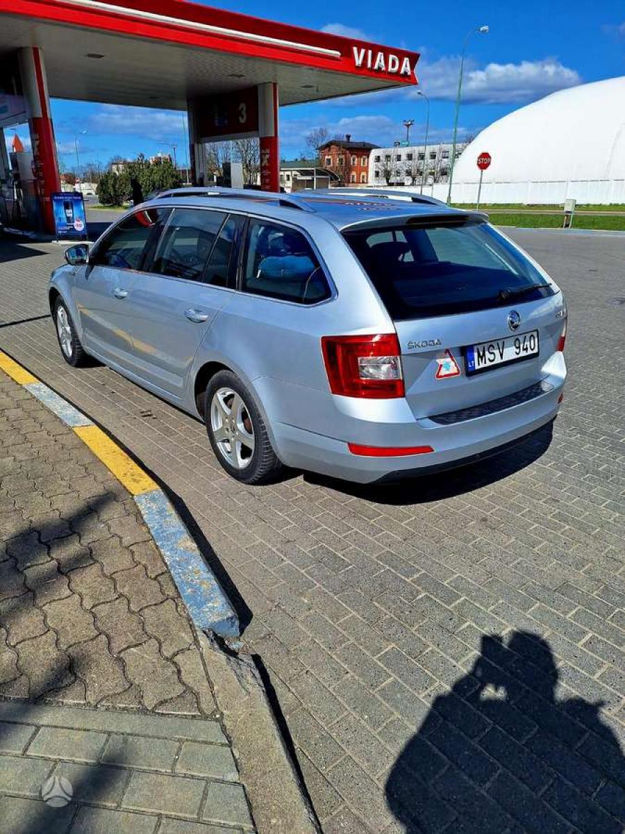 Grey Skoda Octavia 2016 in Klaipeda, with an engine capacity of 1.60 L and mileage of 243 thousand km for 6900 €, photo 7 on AUTOMOTO.COM.LV