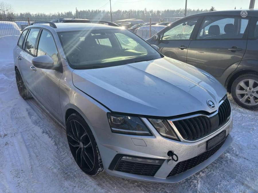 Grey Skoda Octavia 2016 in Vilnius, with an engine capacity of 1.97 L and mileage of 167 thousand km for 7200 €, photo 1 on AUTOMOTO.COM.LV