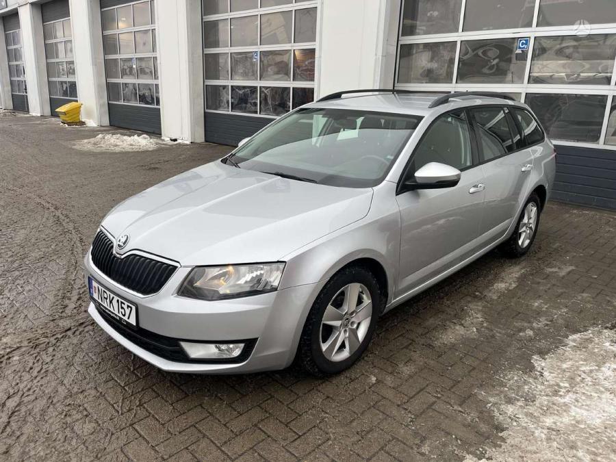 Grey Skoda Octavia 2016 in Kaunas, with an engine capacity of 1.60 L and mileage of 248 thousand km for 6499 €, photo 1 on AUTOMOTO.COM.LV