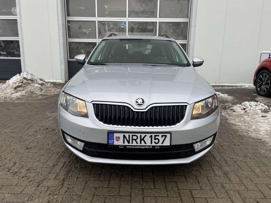 Grey Skoda Octavia 2016 in Kaunas, with an engine capacity of 1.60 L and mileage of 248 thousand km for 6499 €, photo 2 on AUTOMOTO.COM.LV