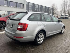Grey Skoda Octavia 2016 in Kaunas, with an engine capacity of 1.60 L and mileage of 248 thousand km for 6499 €, photo 7 on AUTOMOTO.COM.LV
