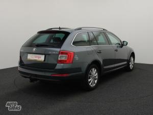 Grey Skoda Octavia 2016 in Vilnius, with an engine capacity of 1.40 L and mileage of 155 thousand km for 10999 €, photo 8 on AUTOMOTO.COM.LV