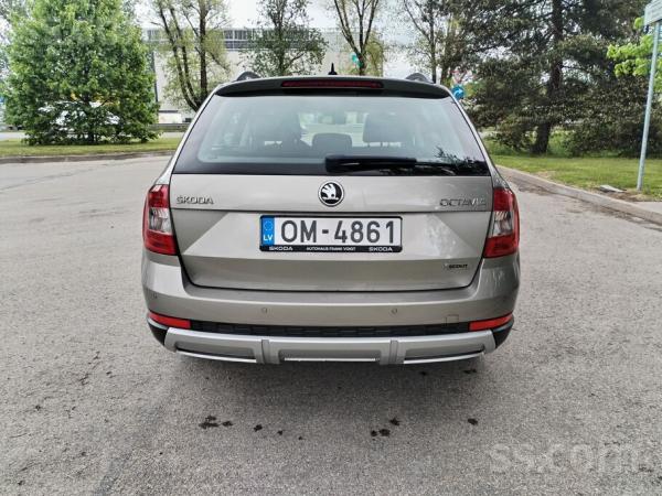 Grey Skoda Octavia 2016 in Riga, with an engine capacity of 2.00 L and mileage of 238 thousand km for 8990 €, photo 4 on AUTOMOTO.COM.LV