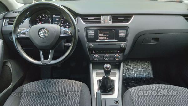 Pelēks Skoda Octavia 2016 Tallina, ar dzinēja tilpumu 1.40 L un nobraukumu 266 tūkst. km par 5500 €, foto 7 vietnē AUTOMOTO.COM.LV