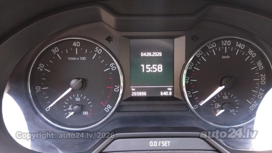 Серый Шкода Октавия 2016 в Таллин, объемом двигателя 1.40 л и пробегом 266 тыс. км за 5500 €, фото 9 на AUTOMOTO.COM.LV