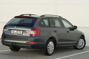 Pelēks Skoda Octavia 2016 Rīga, ar dzinēja tilpumu 2.00 L un nobraukumu 187 tūkst. km par 7900 €, foto 8 vietnē AUTOMOTO.COM.LV