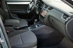 Pelēks Skoda Octavia 2016 Rīga, ar dzinēja tilpumu 2.00 L un nobraukumu 187 tūkst. km par 7900 €, foto 12 vietnē AUTOMOTO.COM.LV