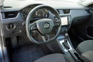 Pelēks Skoda Octavia 2016 Rīga, ar dzinēja tilpumu 2.00 L un nobraukumu 187 tūkst. km par 7900 €, foto 16 vietnē AUTOMOTO.COM.LV