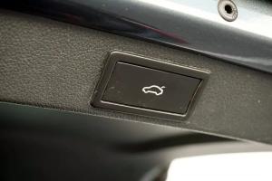 Pelēks Skoda Octavia 2016 Rīga, ar dzinēja tilpumu 2.00 L un nobraukumu 187 tūkst. km par 7900 €, foto 26 vietnē AUTOMOTO.COM.LV