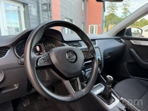 Pelēks Skoda Octavia 2016 Cēsis, ar dzinēja tilpumu 1.60 L un nobraukumu 281 tūkst. km par 7200 €, foto 13 vietnē AUTOMOTO.COM.LV