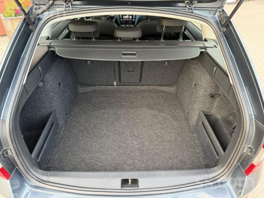 Pelēks Skoda Octavia 2016 Cēsis, ar dzinēja tilpumu 1.60 L un nobraukumu 281 tūkst. km par 7200 €, foto 26 vietnē AUTOMOTO.COM.LV