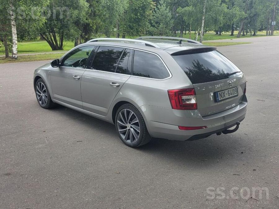 Grey Skoda Octavia 2016 in Jurmala, with an engine capacity of 2.00 L and mileage of 307 thousand km for 9000 €, photo 5 on AUTOMOTO.COM.LV