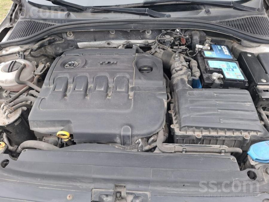 Grey Skoda Octavia 2016 in Riga, with an engine capacity of 1.60 L and mileage of 175 thousand km for 6600 €, photo 8 on AUTOMOTO.COM.LV