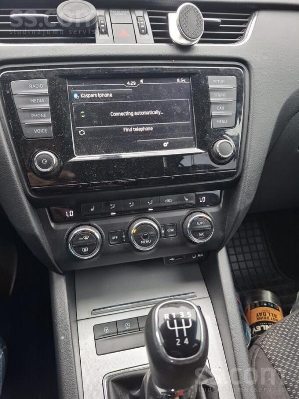 Pelēks Skoda Octavia 2016 Rīga, ar dzinēja tilpumu 1.60 L un nobraukumu 175 tūkst. km par 6600 €, foto 9 vietnē AUTOMOTO.COM.LV