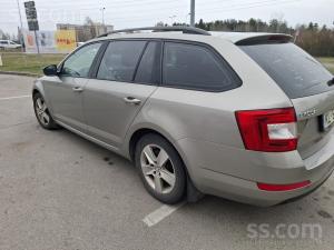 Grey Skoda Octavia 2016 in Riga, with an engine capacity of 1.60 L and mileage of 175 thousand km for 6600 €, photo 5 on AUTOMOTO.COM.LV