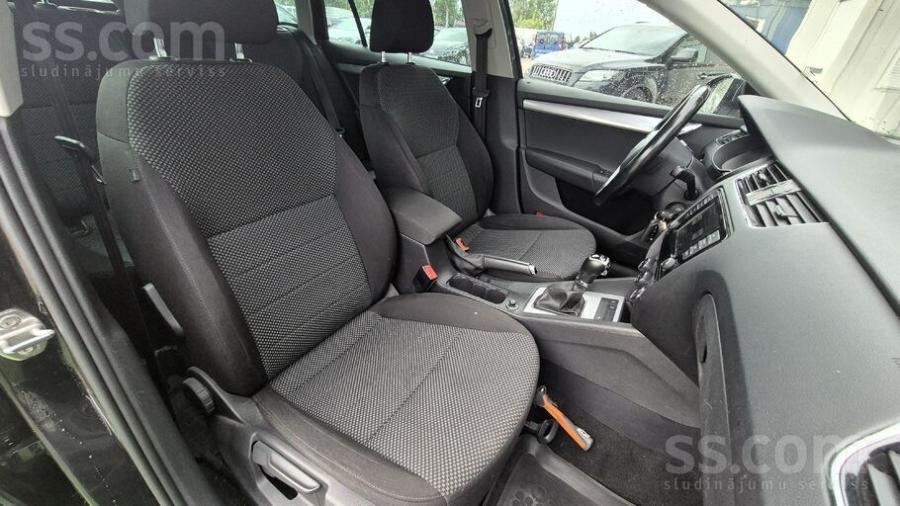Grey Skoda Octavia 2016 in Riga, with an engine capacity of 1.60 L and mileage of 0 thousand km for 5950 €, photo 10 on AUTOMOTO.COM.LV