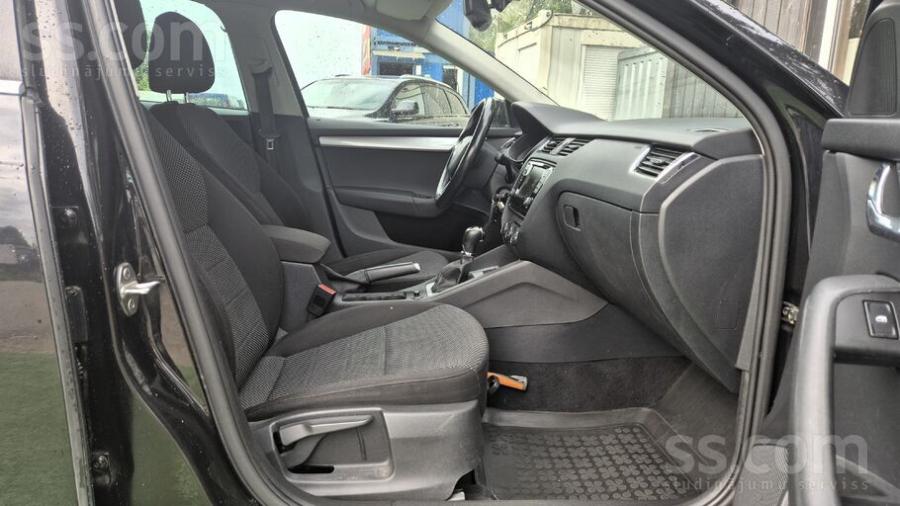 Grey Skoda Octavia 2016 in Riga, with an engine capacity of 1.60 L and mileage of 0 thousand km for 5950 €, photo 11 on AUTOMOTO.COM.LV