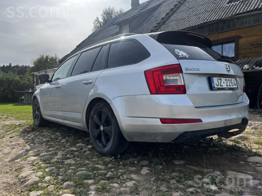 Grey Skoda Octavia 2016 in Talsi, with an engine capacity of 1.60 L and mileage of 349 thousand km for 5800 €, photo 5 on AUTOMOTO.COM.LV