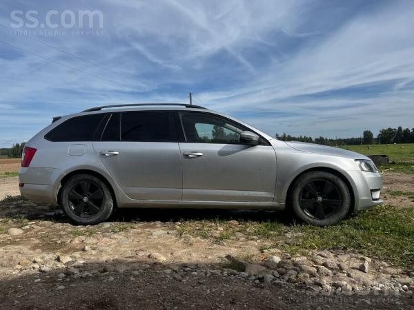 Grey Skoda Octavia 2016 in Talsi, with an engine capacity of 1.60 L and mileage of 349 thousand km for 5800 €, photo 7 on AUTOMOTO.COM.LV