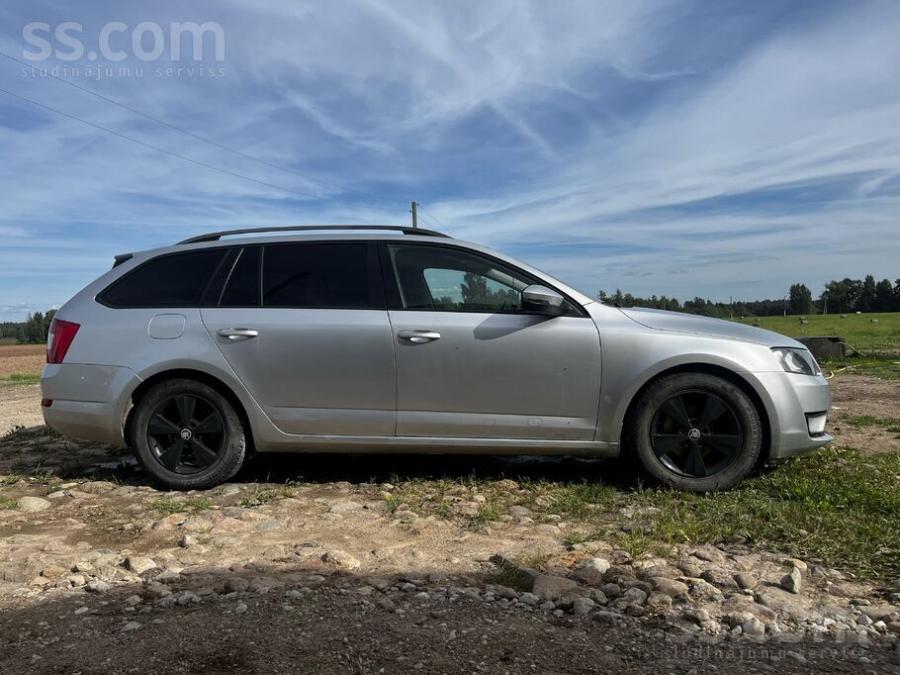 Grey Skoda Octavia 2016 in Talsi, with an engine capacity of 1.60 L and mileage of 349 thousand km for 5800 €, photo 8 on AUTOMOTO.COM.LV