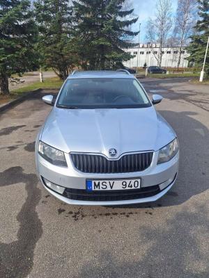 Grey Skoda Octavia 2016 in Klaipeda, with an engine capacity of 1.60 L and mileage of 246 thousand km for 6900 €, photo 3 on AUTOMOTO.COM.LV