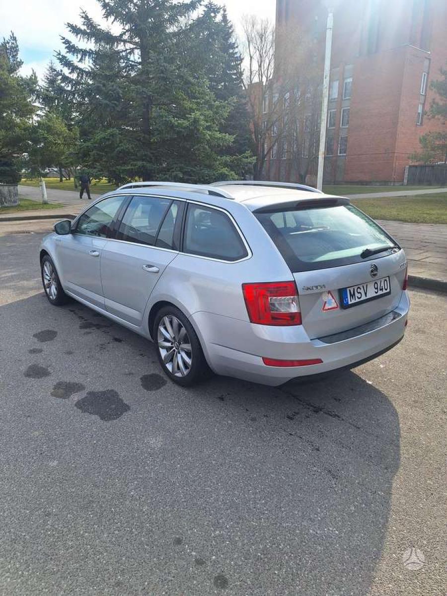 Grey Skoda Octavia 2016 in Klaipeda, with an engine capacity of 1.60 L and mileage of 246 thousand km for 6900 €, photo 6 on AUTOMOTO.COM.LV