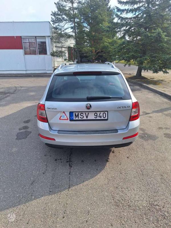 Pelēks Skoda Octavia 2016 Klaipėda, ar dzinēja tilpumu 1.60 L un nobraukumu 246 tūkst. km par 6900 €, foto 6 vietnē AUTOMOTO.COM.LV