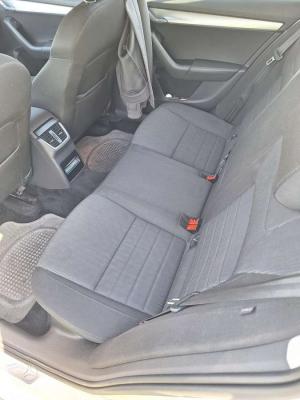 Grey Skoda Octavia 2016 in Klaipeda, with an engine capacity of 1.60 L and mileage of 246 thousand km for 6900 €, photo 11 on AUTOMOTO.COM.LV