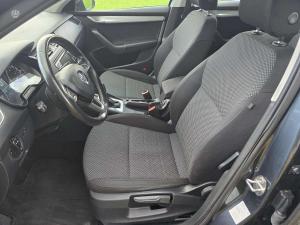 Grey Skoda Octavia 2016 in Rokiskis, with an engine capacity of 1.97 L and mileage of 279 thousand km for 6900 €, photo 10 on AUTOMOTO.COM.LV