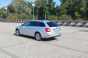 Grey Skoda Octavia 2016 in Riga, with an engine capacity of 1.60 L and mileage of 338 thousand km for 5000 €, photo 4 on AUTOMOTO.COM.LV