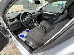 Grey Skoda Octavia 2016 in Siauliai, with an engine capacity of 1.60 L and mileage of 285 thousand km for 6600 €, photo 12 on AUTOMOTO.COM.LV