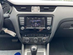 Grey Skoda Octavia 2016 in Siauliai, with an engine capacity of 1.60 L and mileage of 285 thousand km for 6600 €, photo 15 on AUTOMOTO.COM.LV