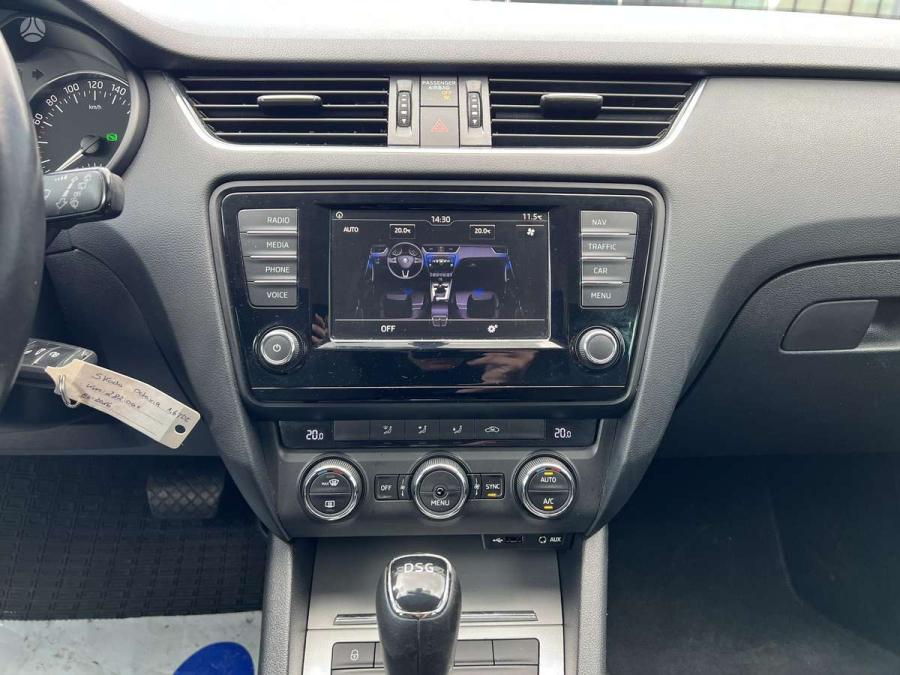 Grey Skoda Octavia 2016 in Siauliai, with an engine capacity of 1.60 L and mileage of 285 thousand km for 6600 €, photo 15 on AUTOMOTO.COM.LV