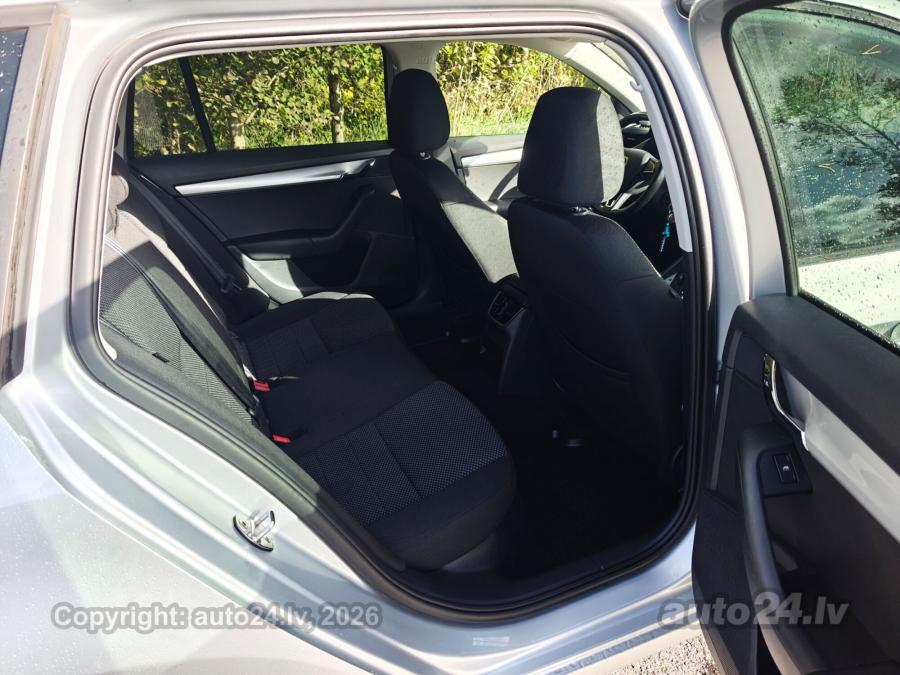 Grey Skoda Octavia 2016 in Tallinn, with an engine capacity of 1.60 L and mileage of 222 thousand km for 8600 €, photo 11 on AUTOMOTO.COM.LV