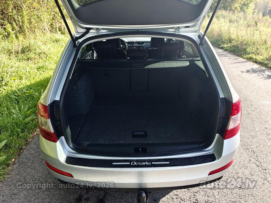 Grey Skoda Octavia 2016 in Tallinn, with an engine capacity of 1.60 L and mileage of 222 thousand km for 8600 €, photo 12 on AUTOMOTO.COM.LV
