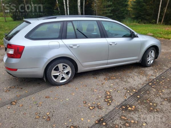 Grey Skoda Octavia 2016 in Riga, with an engine capacity of 1.60 L and mileage of 398 thousand km for 4150 €, photo 6 on AUTOMOTO.COM.LV