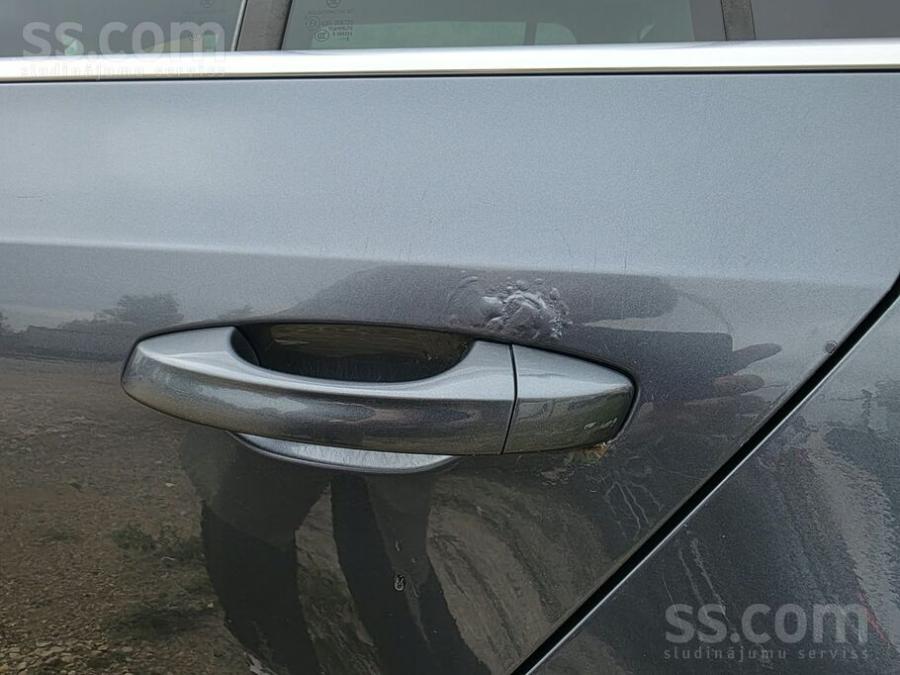 Pelēks Skoda Octavia 2016 Rīga, ar dzinēja tilpumu 1.60 L un nobraukumu 281 tūkst. km par 5000 €, foto 7 vietnē AUTOMOTO.COM.LV
